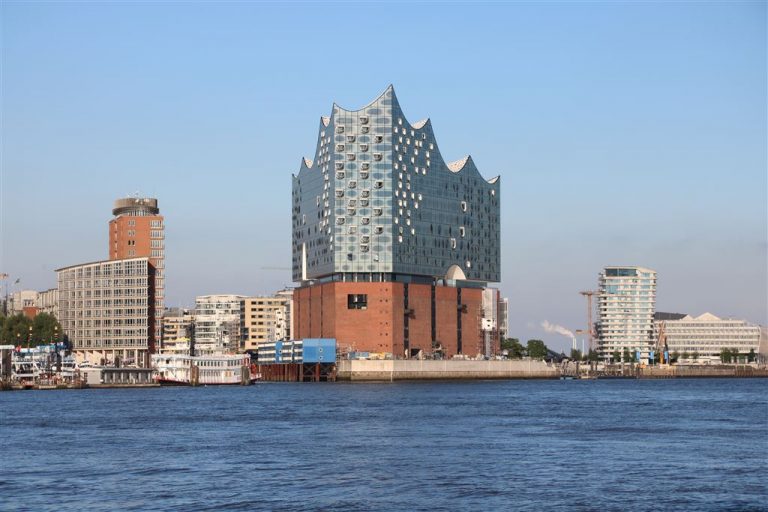 Wie kam es zum Bau der Elbphilharmonie?