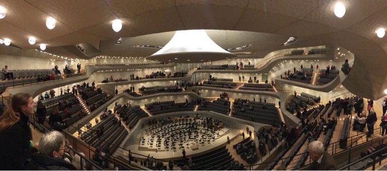 Wie kam es zum Bau der Elbphilharmonie?